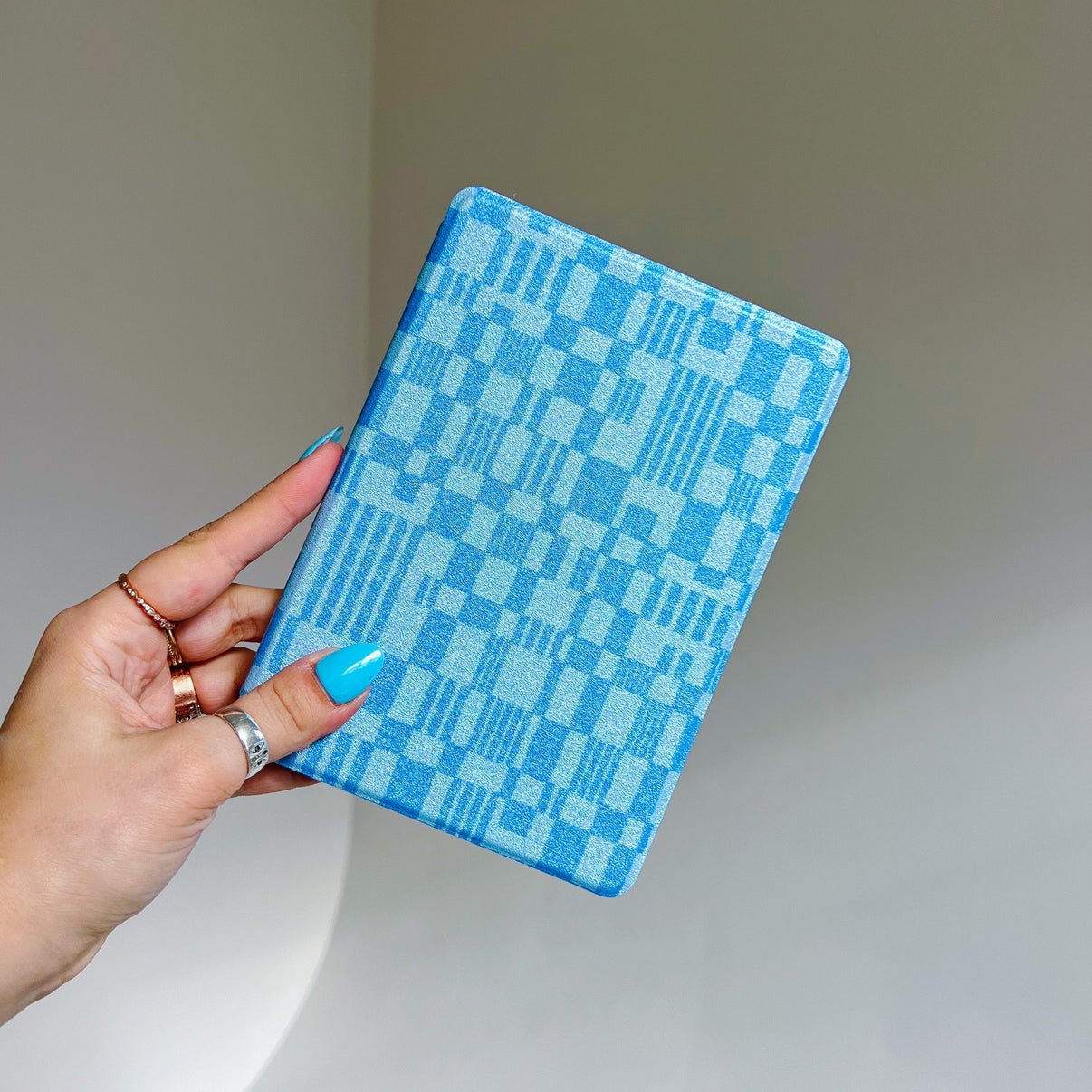 Tonal Tiles • Kindle Case – page.