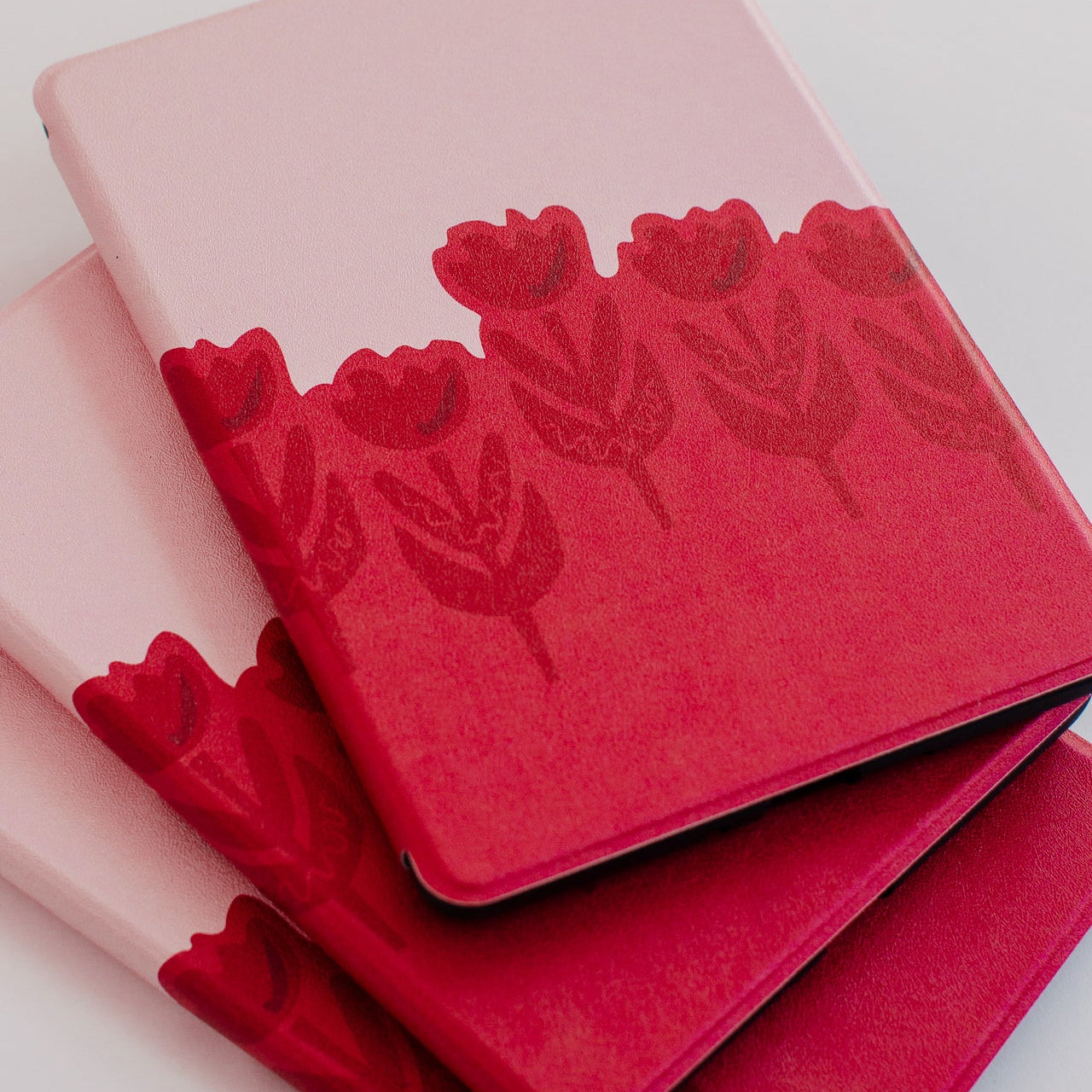 Lady in Red • Kindle Case – page.